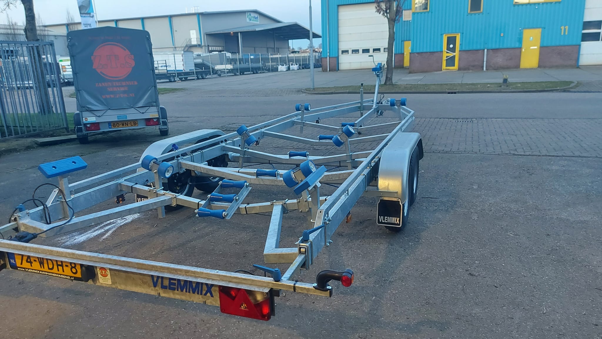 Afgeleverd: Vlemmix boottrailer Deze 3500 kg versie trailer heeft een ...