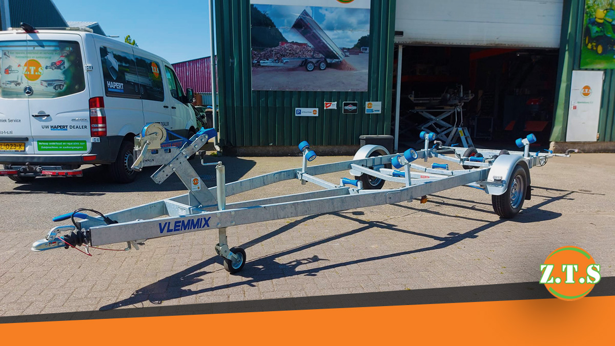 Afgeleverd Vlemmix boottrailer 6,3 bij 2,2 meter Incl. lier Afneembare ...